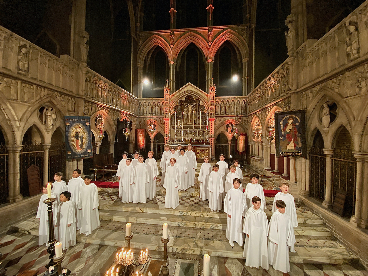 Sing Lullaby (The Infant King) • Libera